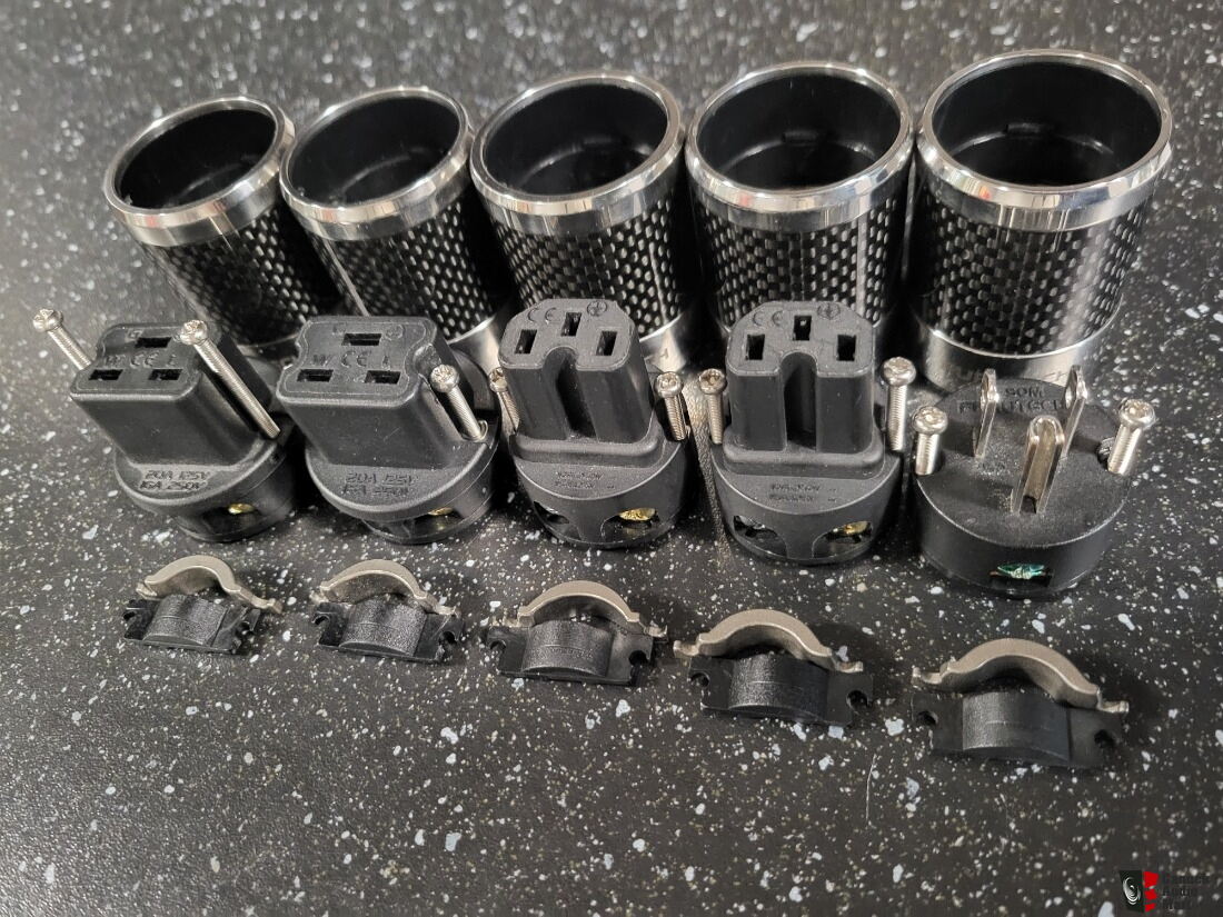 Furutech FI50R and F52R AC connectors Photo #5038683 - Canuck Audio Mart