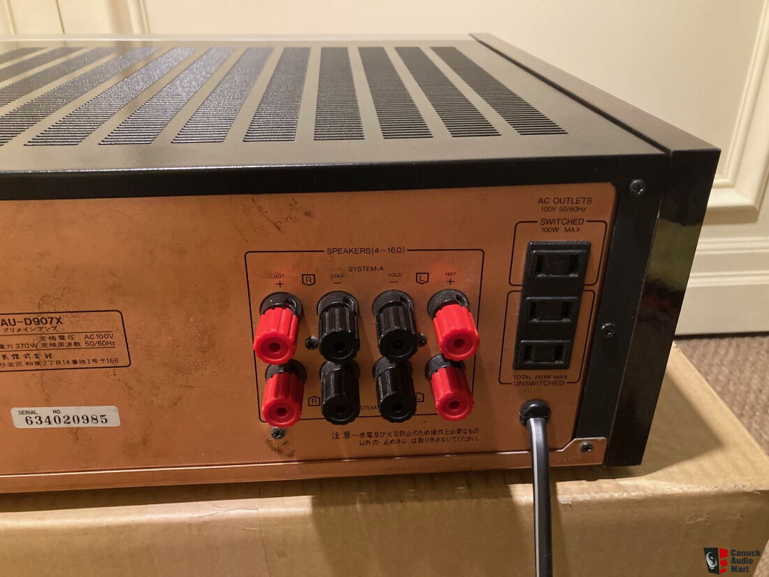 Sansui AU D907X amplifier in excellent condition...REDUCED for quick ...