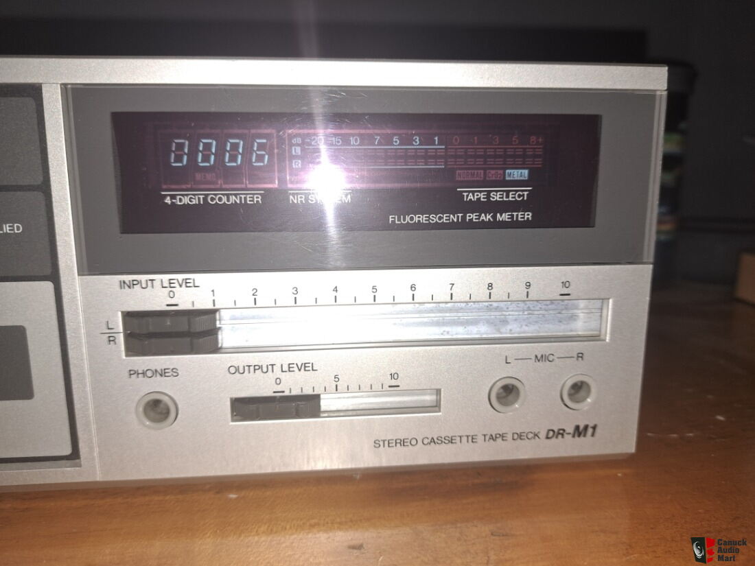 Vintage Denon DR-M1 cassette player Photo #5044040 - Canuck Audio Mart