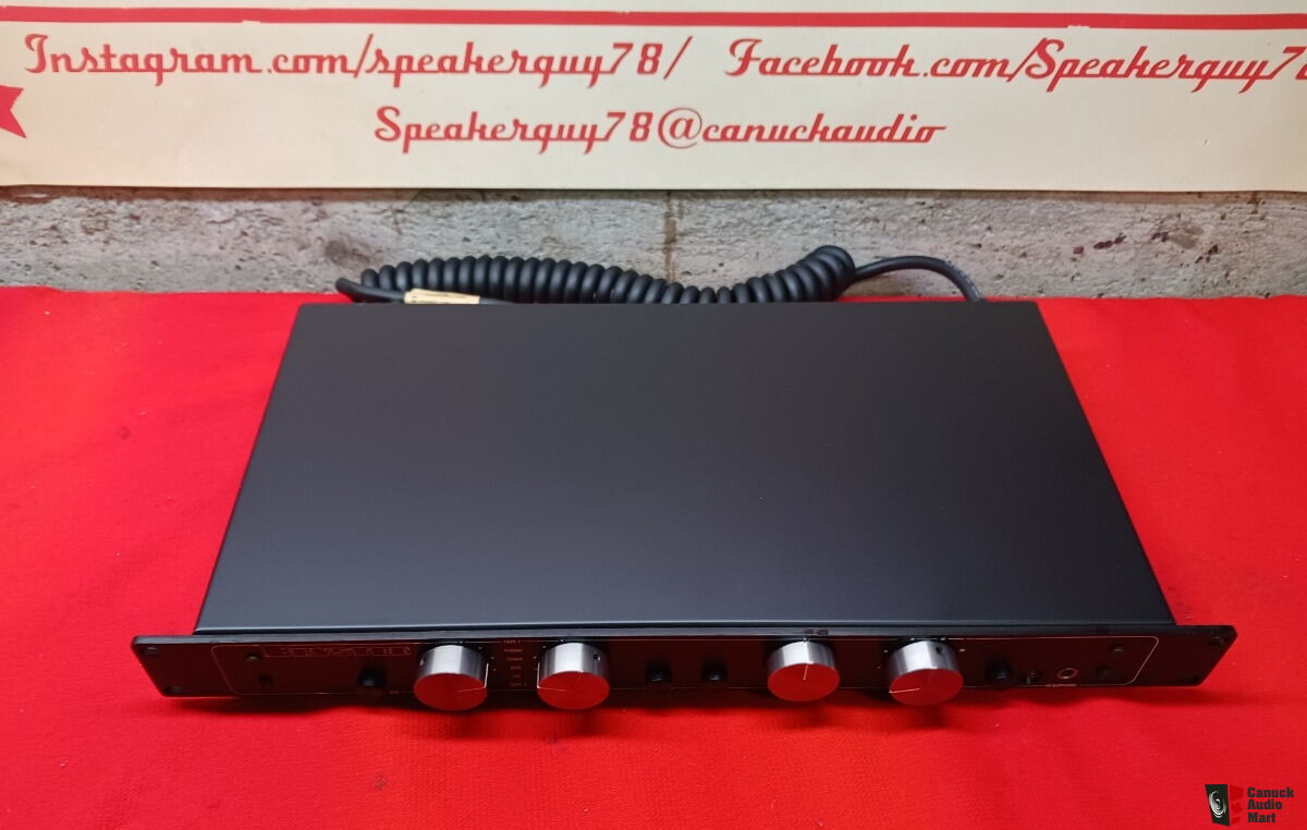 Bryston 12b Preamplifier Photo #5048349 - US Audio Mart