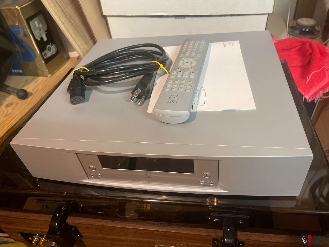 LINN Akurate tuner Photo #5050620 - Canuck Audio Mart