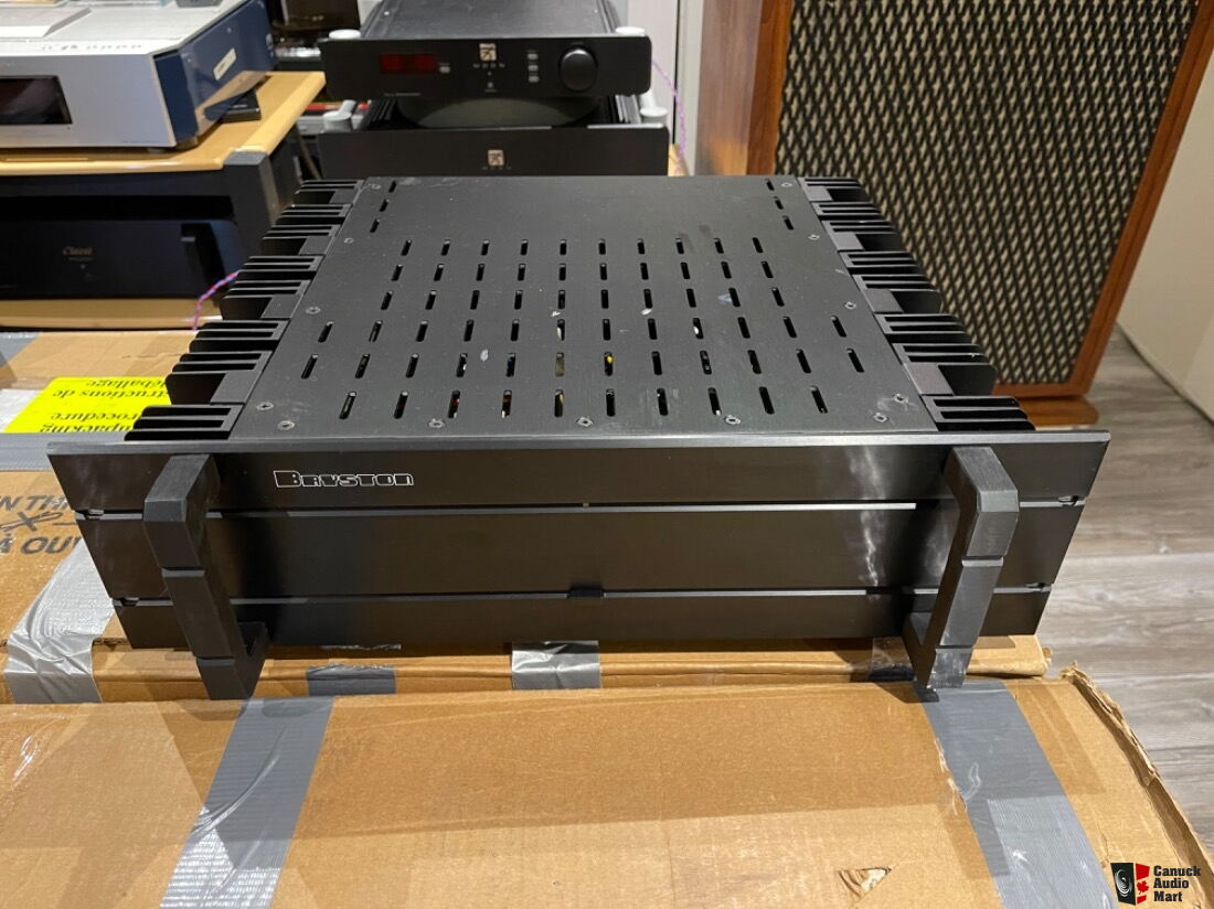 Bryston 7B Mono-blocks Power Amplifiers Pair 500 WPC into 8 ohm ...