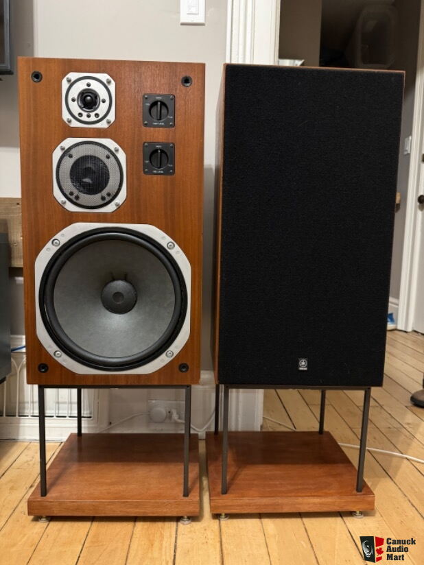 Yamaha NS-690 (1st Gen) REDUCED Photo #5065436 - Canuck Audio Mart