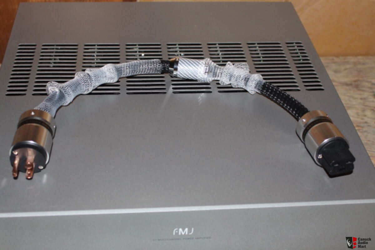 ARCAM FMJ P7 7 Channel Power Amp with Upgraded Audiophile Power Cord ...