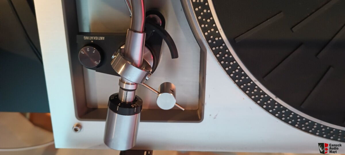 Akai Direct Drive AP -006 turntable Photo #5075757 - Canuck Audio Mart