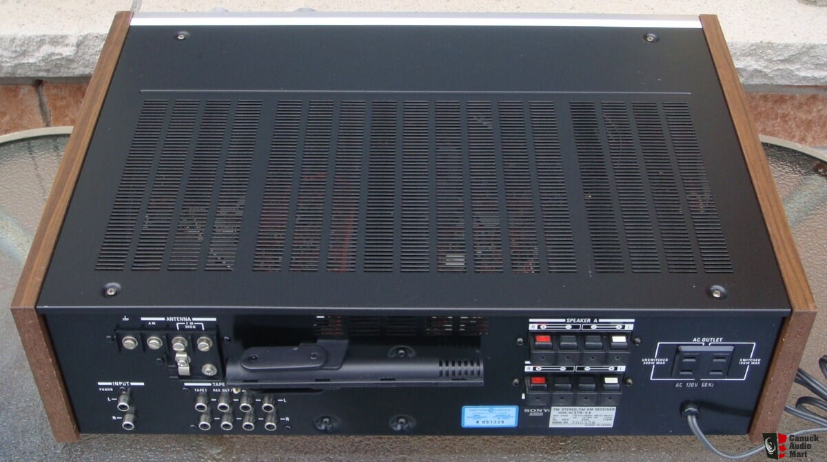 Sony STR-V4 AM/ FM Stereo Receiver + Manuals (pdf) + More Photo ...
