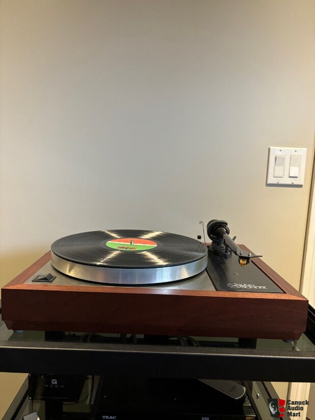 Linn LP12 with new Linn Plinth in Rosenut Photo #5081731 - Canuck Audio ...