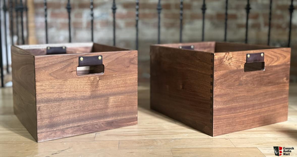Symbol Audio dovetail record crate WALNUT For Sale - Canuck Audio Mart