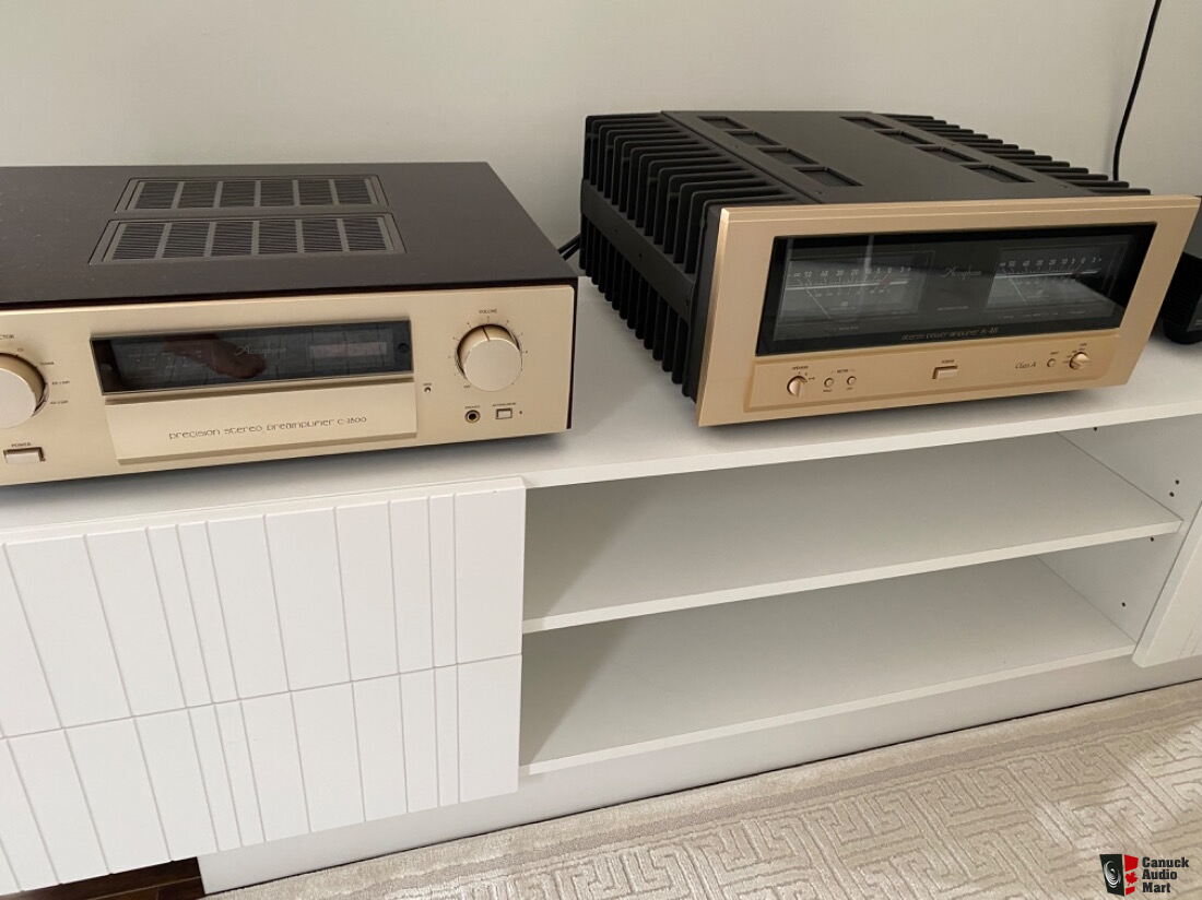 Accuphase C2800 preamp Photo #5091664 - US Audio Mart