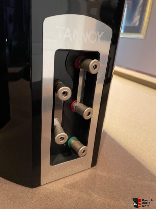 Tannoy Definition DC8 piano black speakers