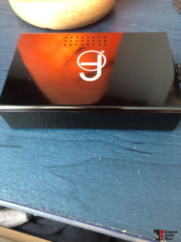 Cypher Labs Algorhythm Trio Portable Vacuum Tube Amplifier Photo ...