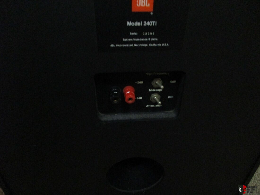 JBL 240ti