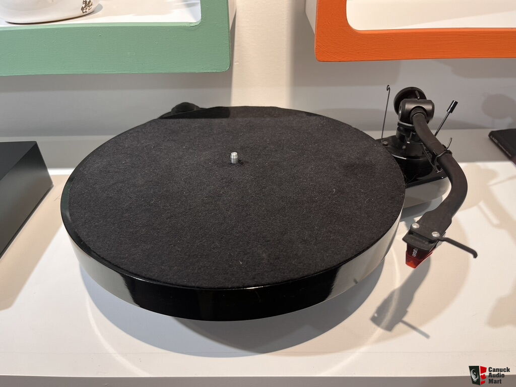 Project RPM-1.3 Genie Turntable (Black): EXCELLENT Trade-In; 90 Day acX ...