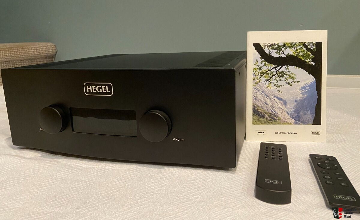 Hegel H590 Integrated amp with DAC