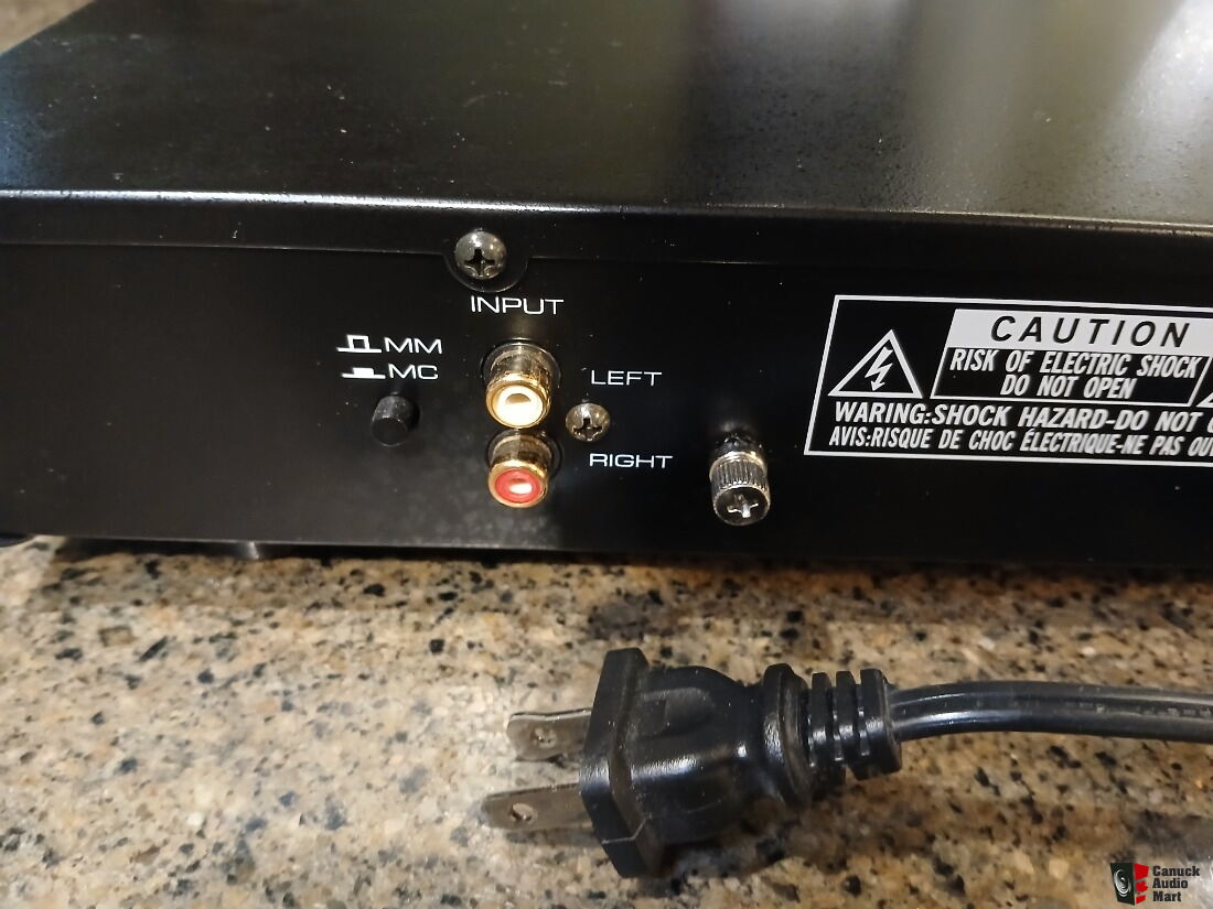Rotel Phono Equalizer RQ-970BX Photo #5120351 - UK Audio Mart