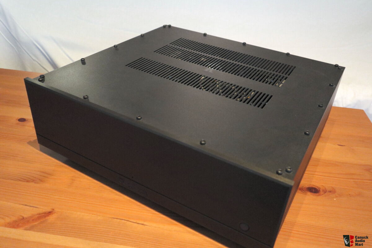 Axiom ADA-1000 Five Channel Power Amplifier Photo #5123935 - Canuck ...