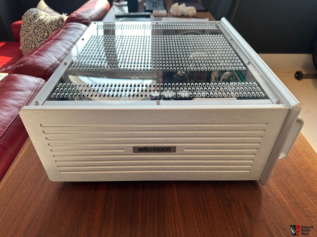 Audio Research Reference 6 Pre Amp - Current model - Like NEW condition ...