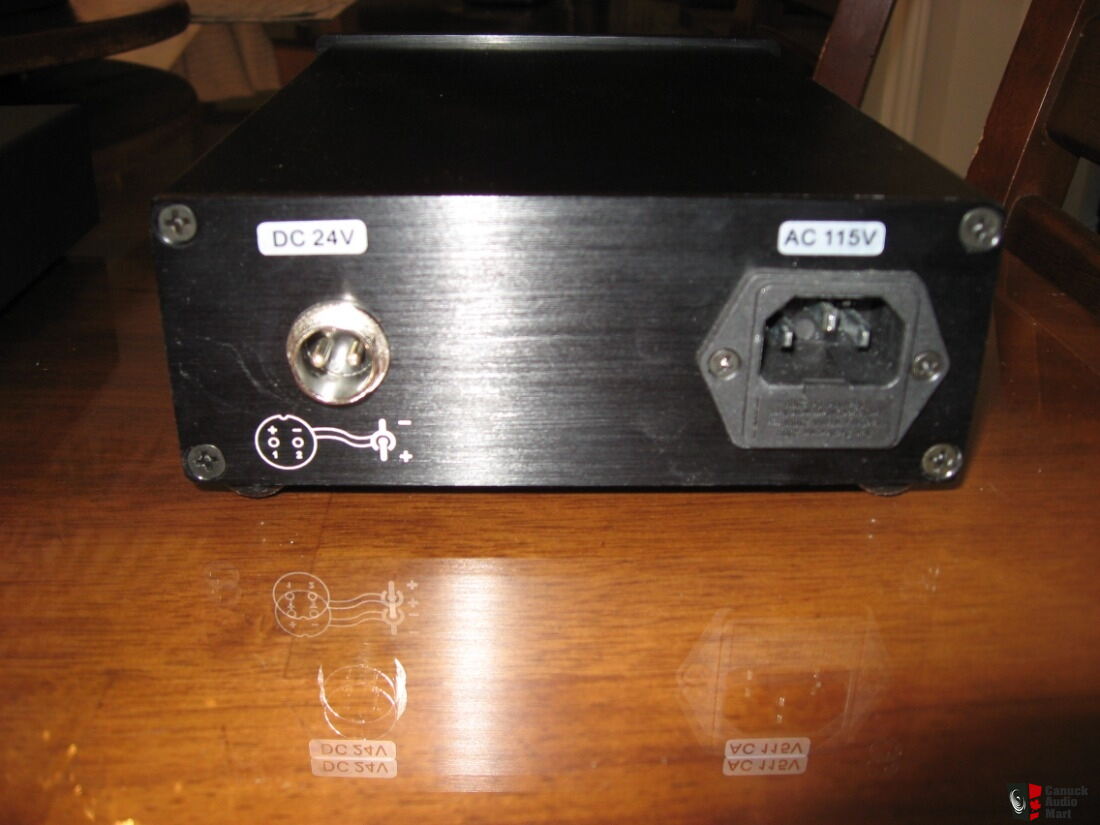 Simaudio Moon 110LP V2 Phono Preamplifier Photo #5163267 - US Audio Mart