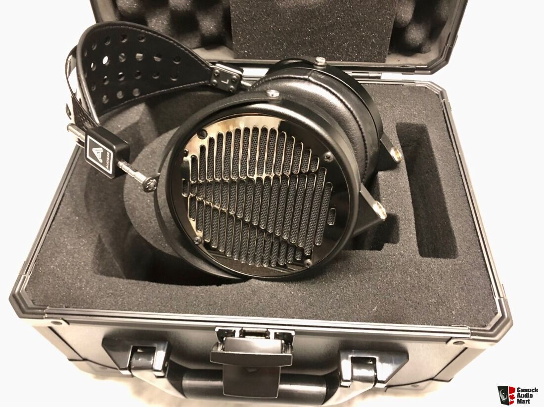 Audeze LCDX 2021 - Custom Black Chrome Grilles, Carbon Fibre Headband
