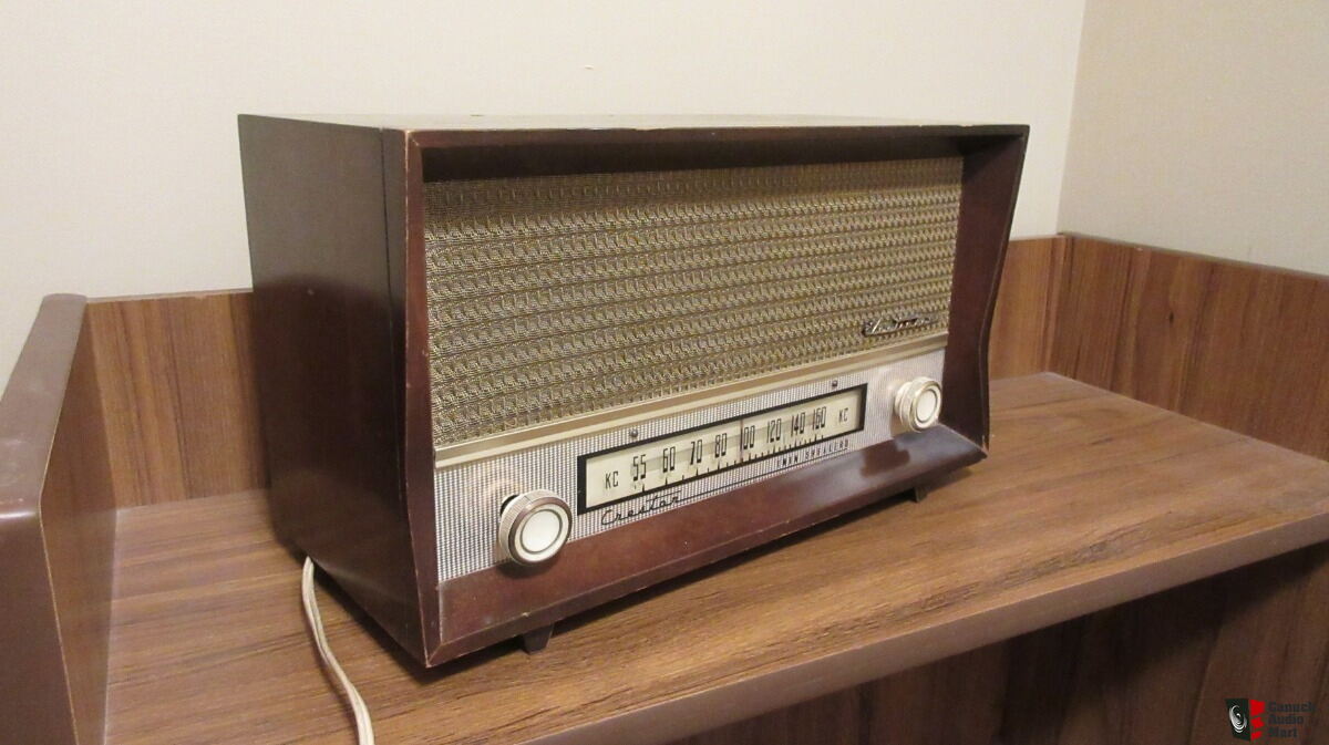 Vintage Electrohome Radio Photo #5165667 - US Audio Mart