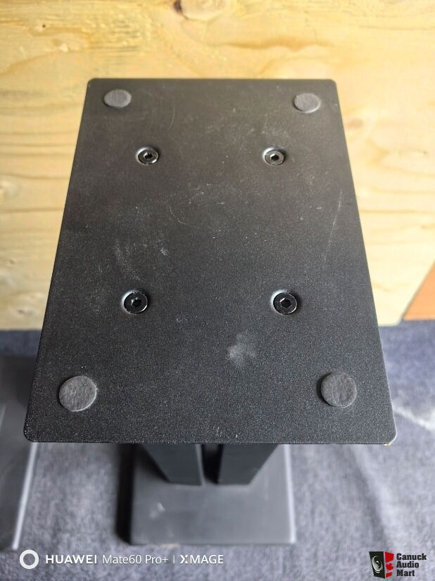 24" Speaker Stands, 4 Alloy Steel Post, Monolith by Monoprice, pair ...