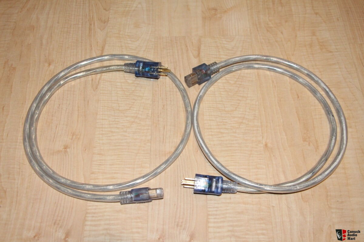 Shunyata Diamondback power cables, 1.5m/5ft (two of them) Photo ...