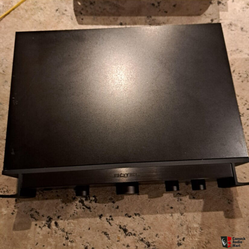 Rotel RC-1070 Preamp with MM Phono Stage with FREE Shipping Photo ...