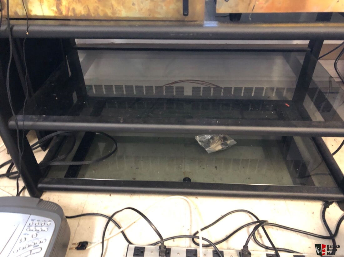 Target audio stand Photo #5201928 - US Audio Mart