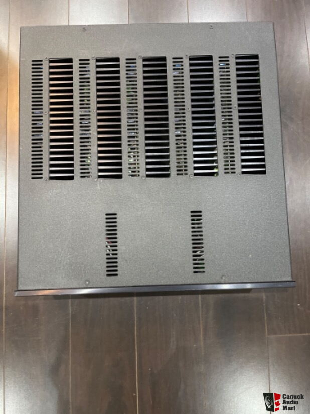 Anthem MCA 5 series 11 Photo #5204823 - Canuck Audio Mart
