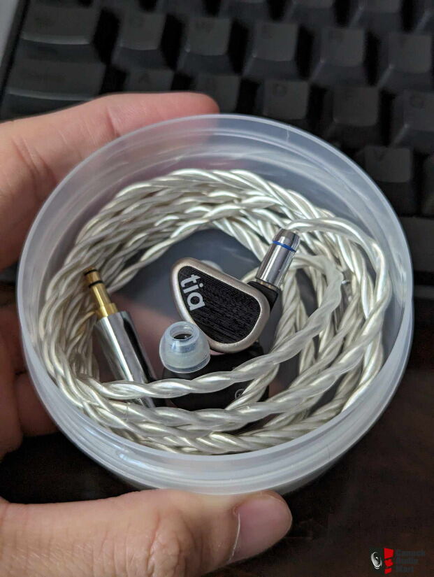 64 audio Tia Trio w/ Upgrade Cable For Sale - US Audio Mart