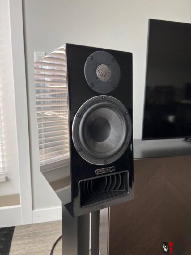 PMC Twenty5.22i - Bookshelf Speakers Black Photo #5212712 - Canuck ...
