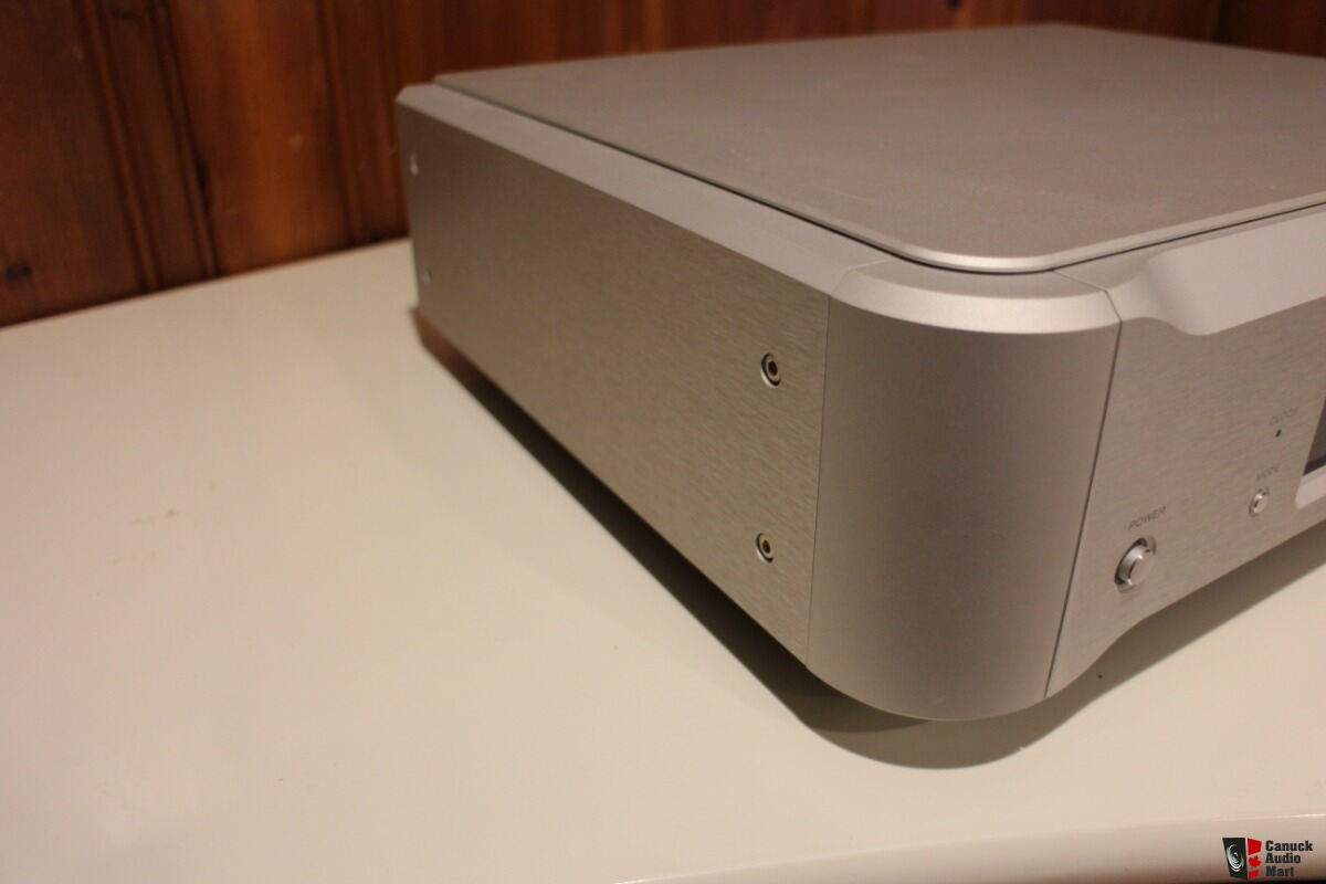 Esoteric K-07 SACD Player / DAC - Silver Photo #5214127 - US Audio Mart
