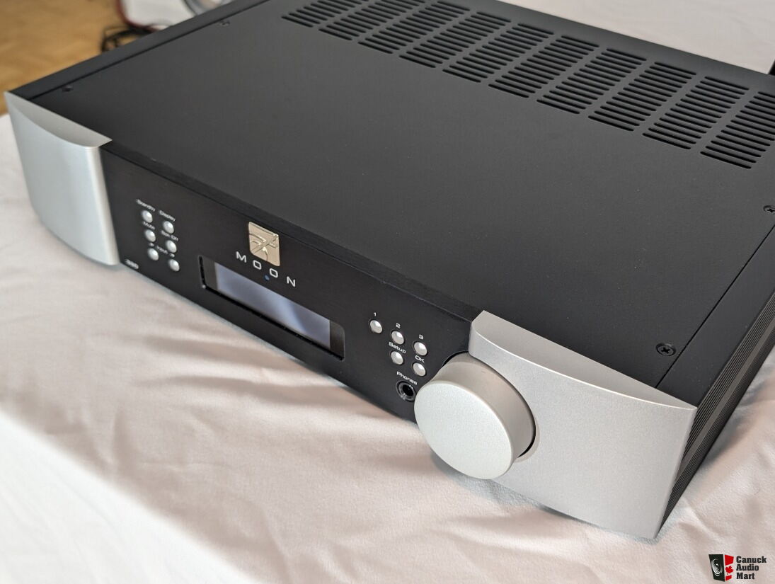 Simaudio Moon 390 Preamp-DAC-Streamer -- 57% OFF Retail price!! Dealer ...