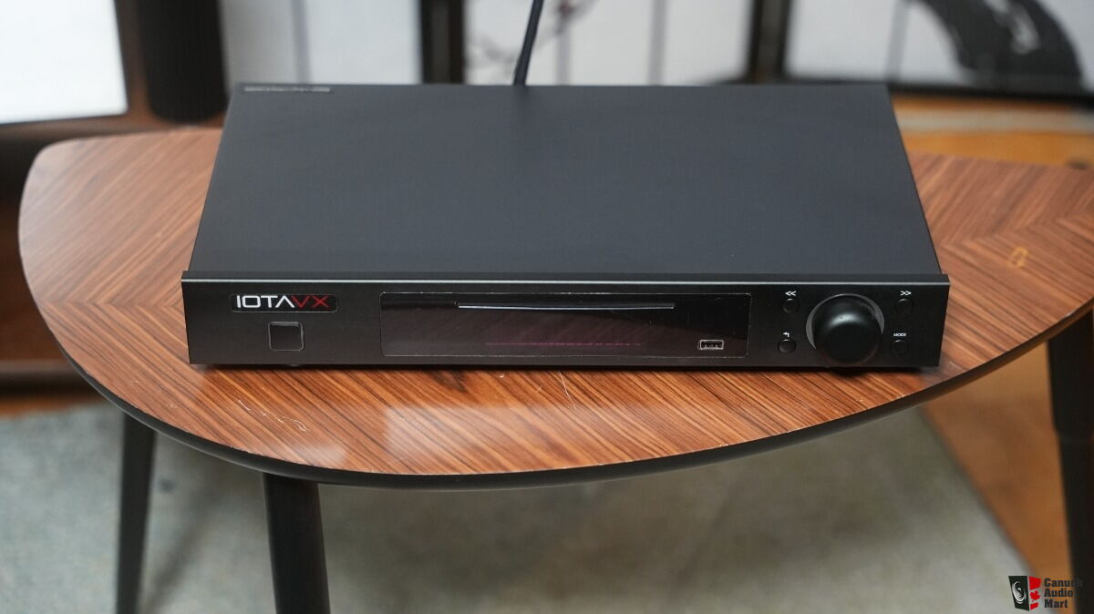IOTAVX NP3 Streamer/CD Player Photo #5219885 - Canuck Audio Mart