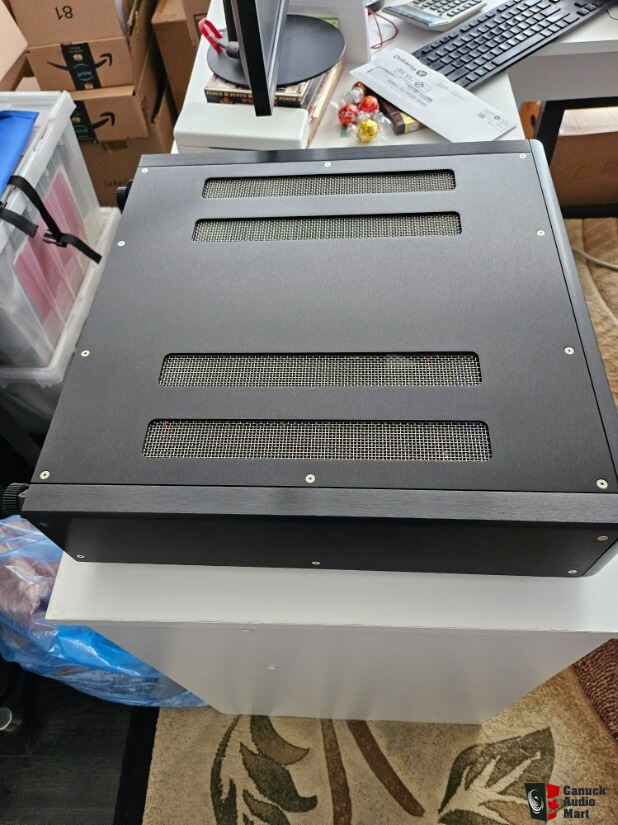 Ayre AX5- Twenty Integrated Amp**Superb Condition Photo #5220207 - US ...