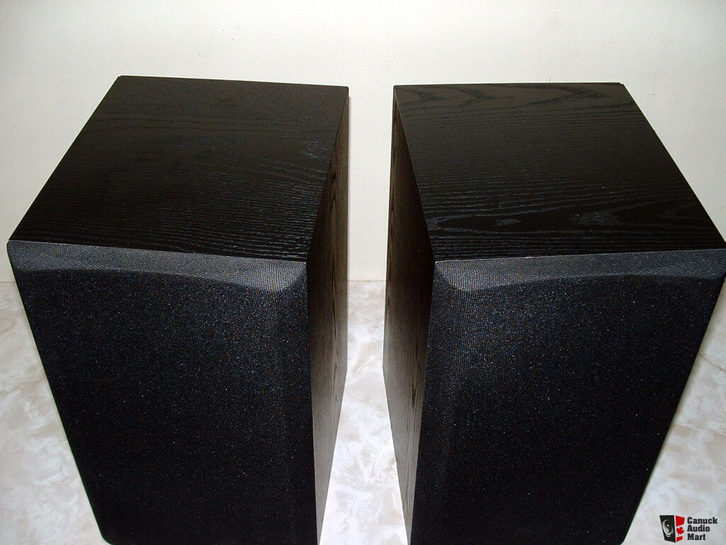 PARADIGM TITAN V-3 MONITOR Photo #522280 - Canuck Audio Mart
