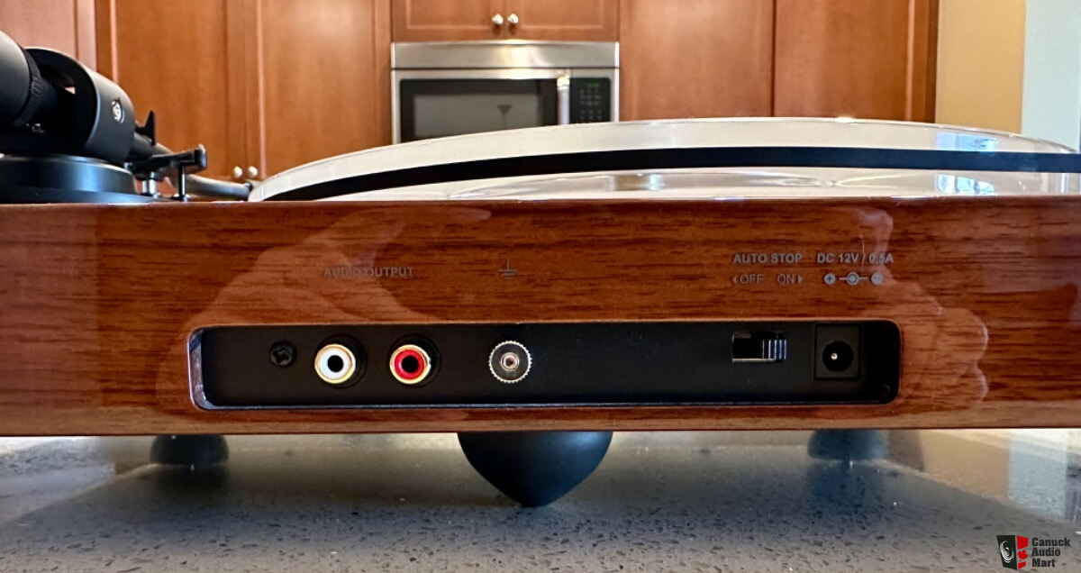 Fluance RT85 Natural Walnut - Ortofon 2M Blue Photo #5223973 - Canuck ...