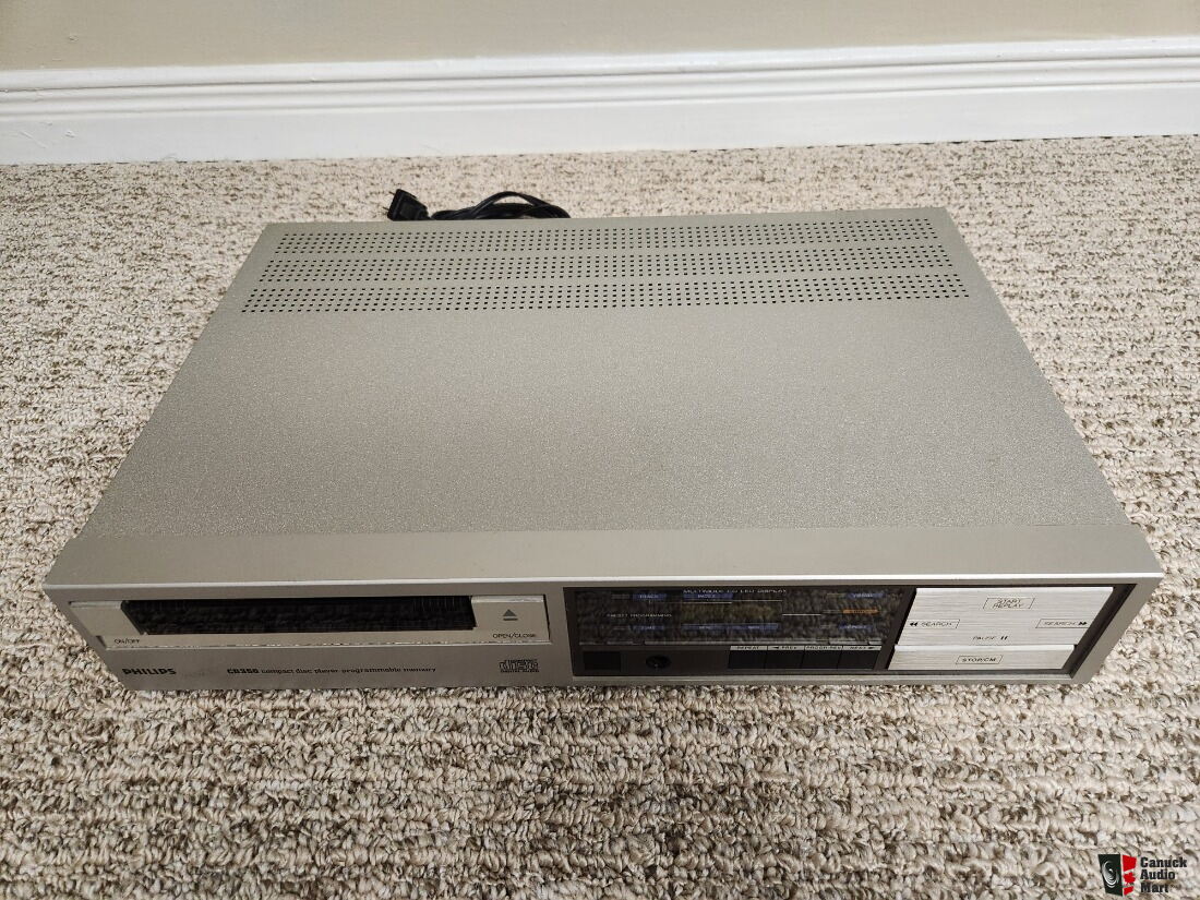 Philips ga312 turntable and cd350 cd player Photo #5243554 - Canuck ...