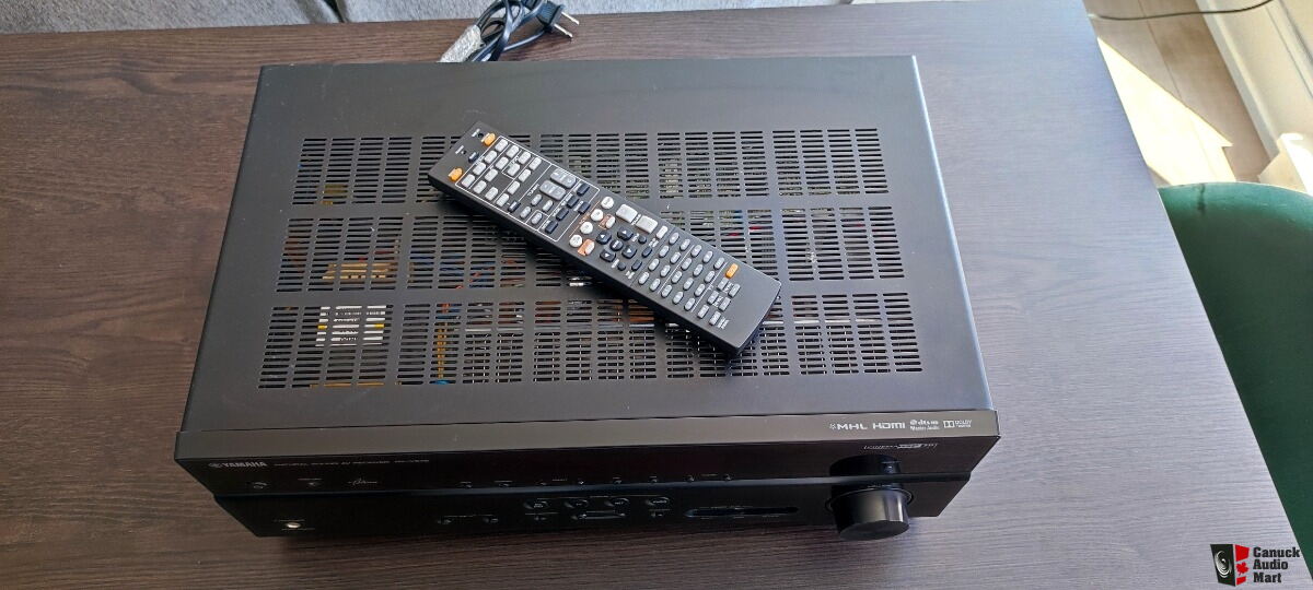 Yamaha 7.2 RX-V575 4K hdmi receiver / amplifier