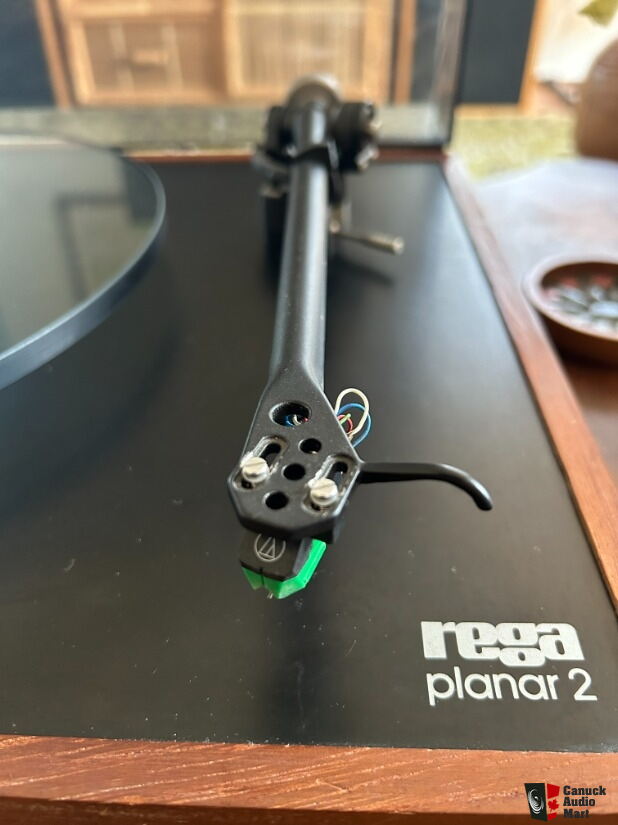Rega Planar 2 w/RB300 tonearm