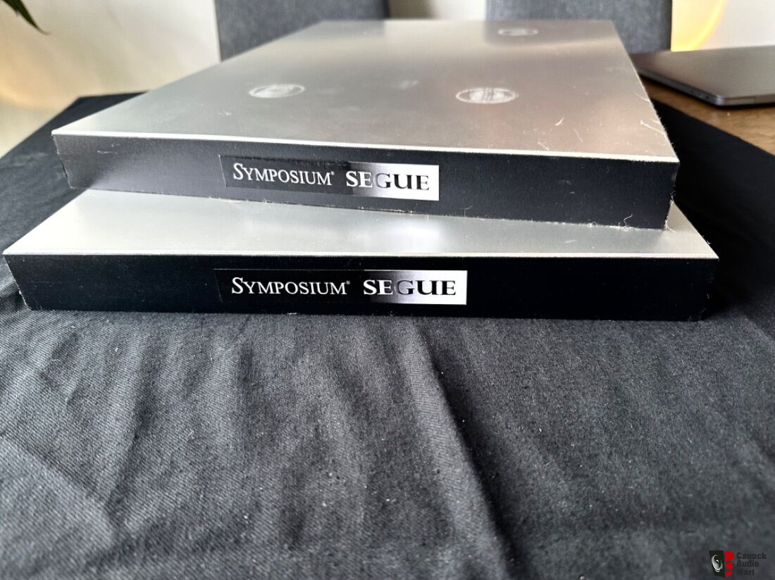 2 x Symposium Segue isolation platforms