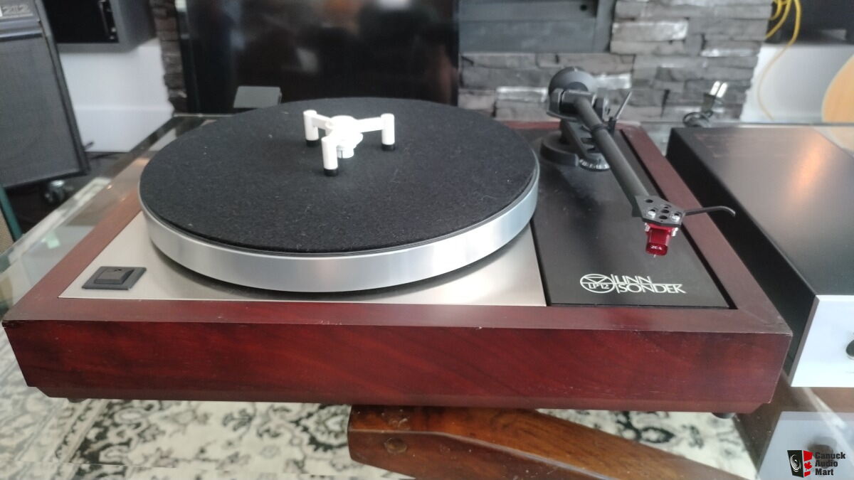 LINN LP-12/ AKITO tonearm/ Dynavector 20A MC Cartridge/ Luxman CX-1 ...