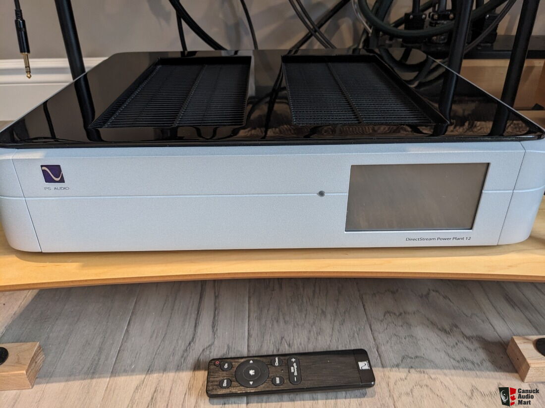 PS Audio DirectStream Power Plant 12 - Silver For Sale - Canuck Audio Mart