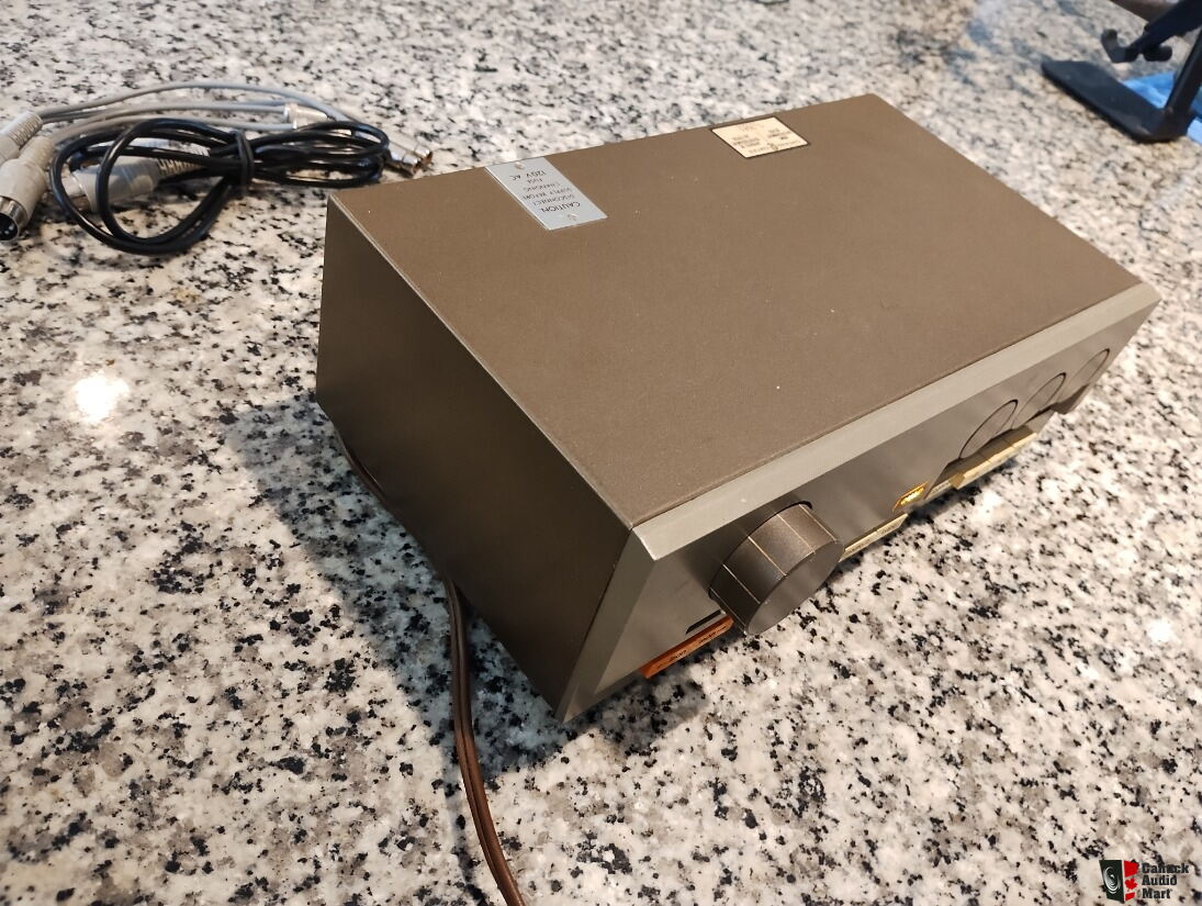QUAD 33 Stereo Control Amplifier & QUAD 303 Stereo Power Amplifier ...