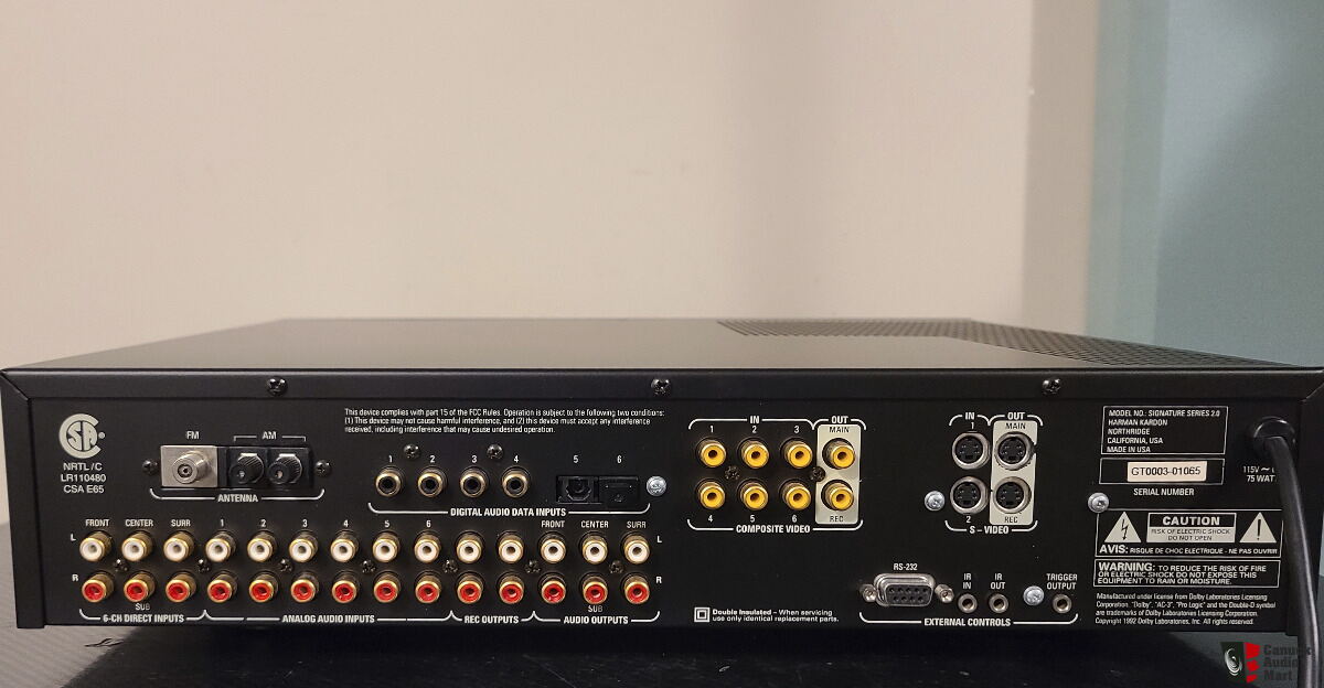 Harman Kardon Signature 2.0 Preamplifier Photo #5300106 - US Audio Mart