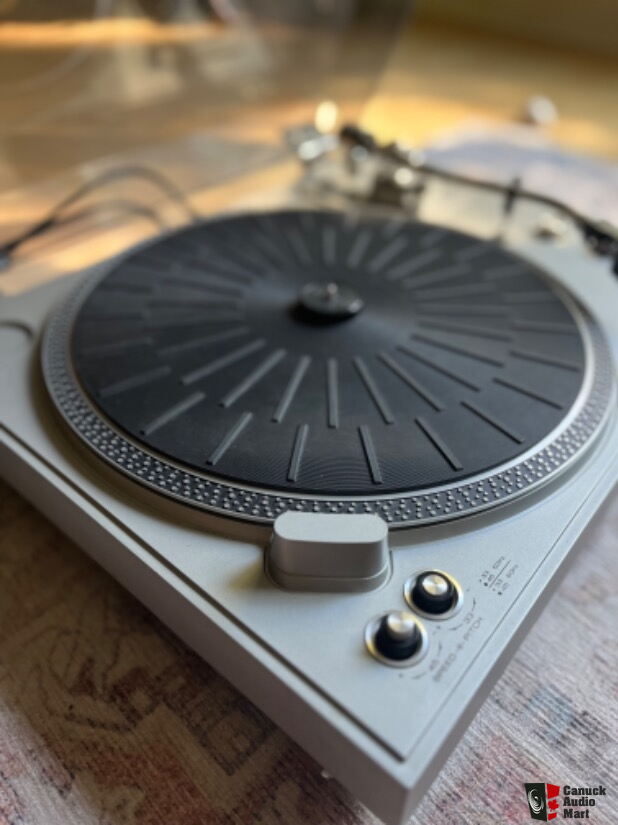 Akai AP-007 Automatic Turntable Photo #5300460 - Canuck Audio Mart