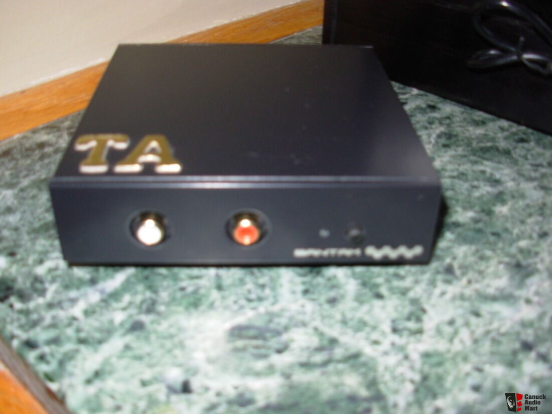 Temple Audio power amplifier with LPS upgrade - made in England ...