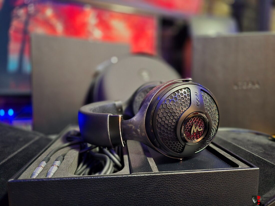 Focal Utopia 2022 Headphones +Silver Dragon Balanced XLR Cable Photo ...