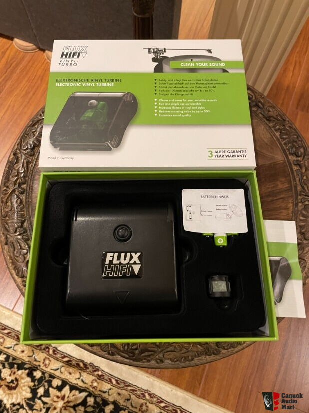 Flux HiFi Vinyl Turbo Vacuum Record Cleaner Photo #5308598 - Canuck ...