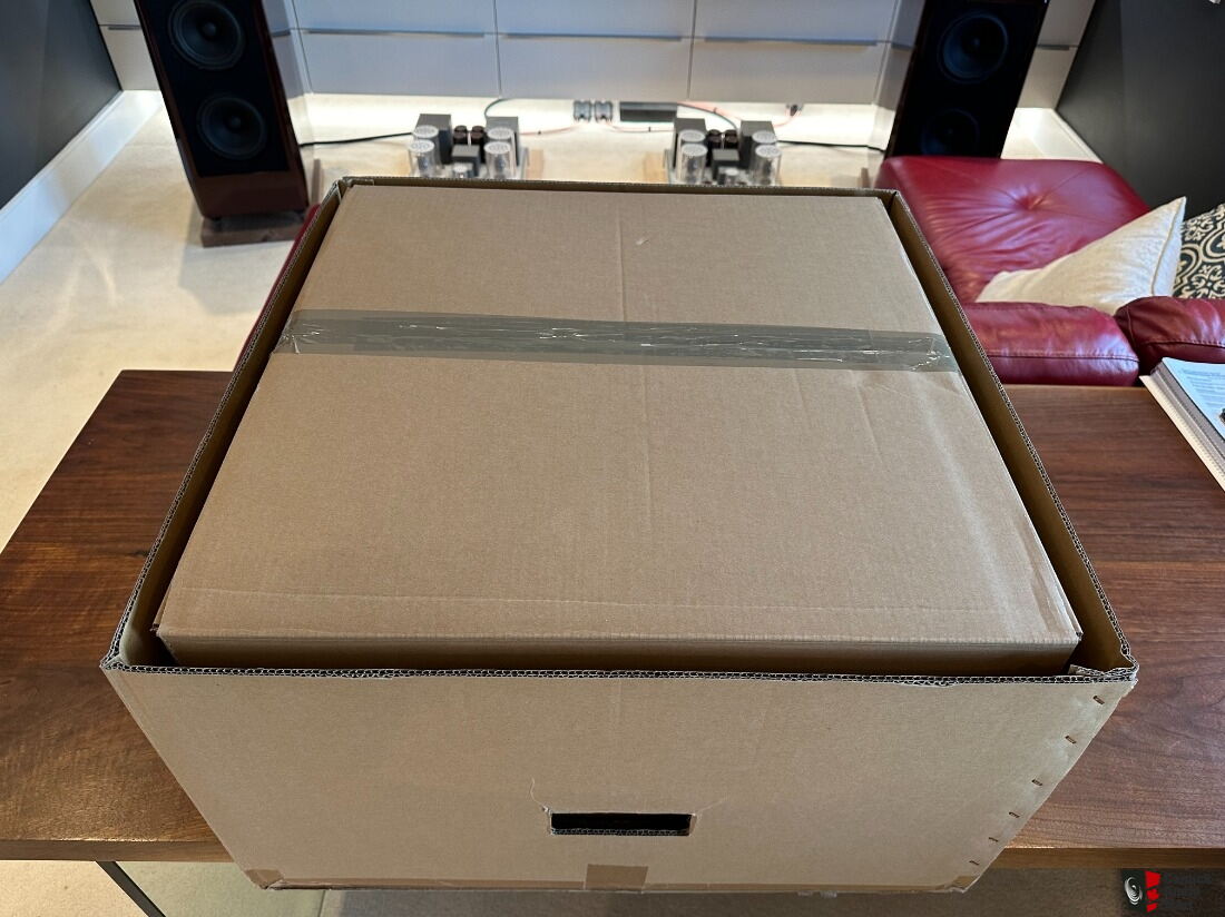 Esoteric I-03 Integrated Amplifier - Perfect Condition- All original ...
